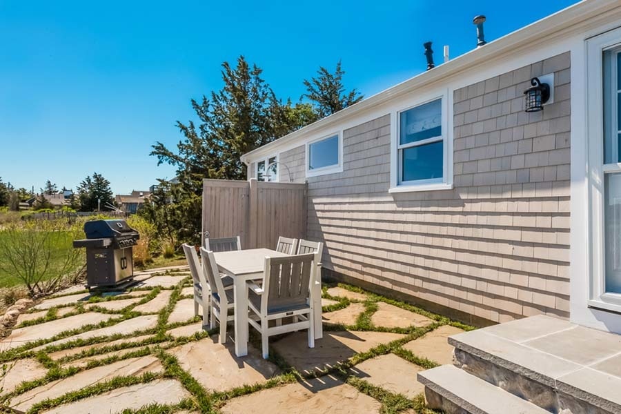 1136 Craigville Beach Rd, Barnstable, MA 02632, Centerville | MLS ...