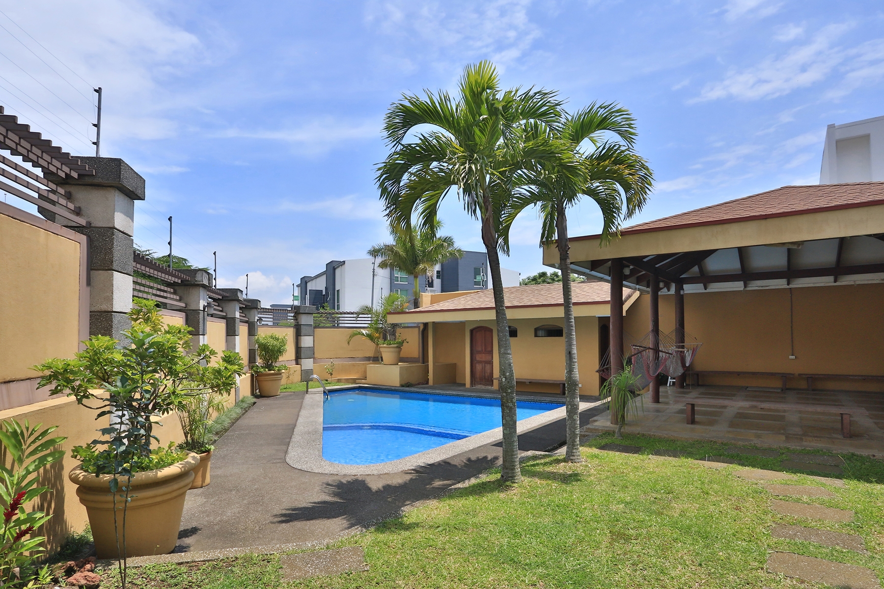 Condominio Real Cariari One Level Townhouse, Condominio Real Cariari ...