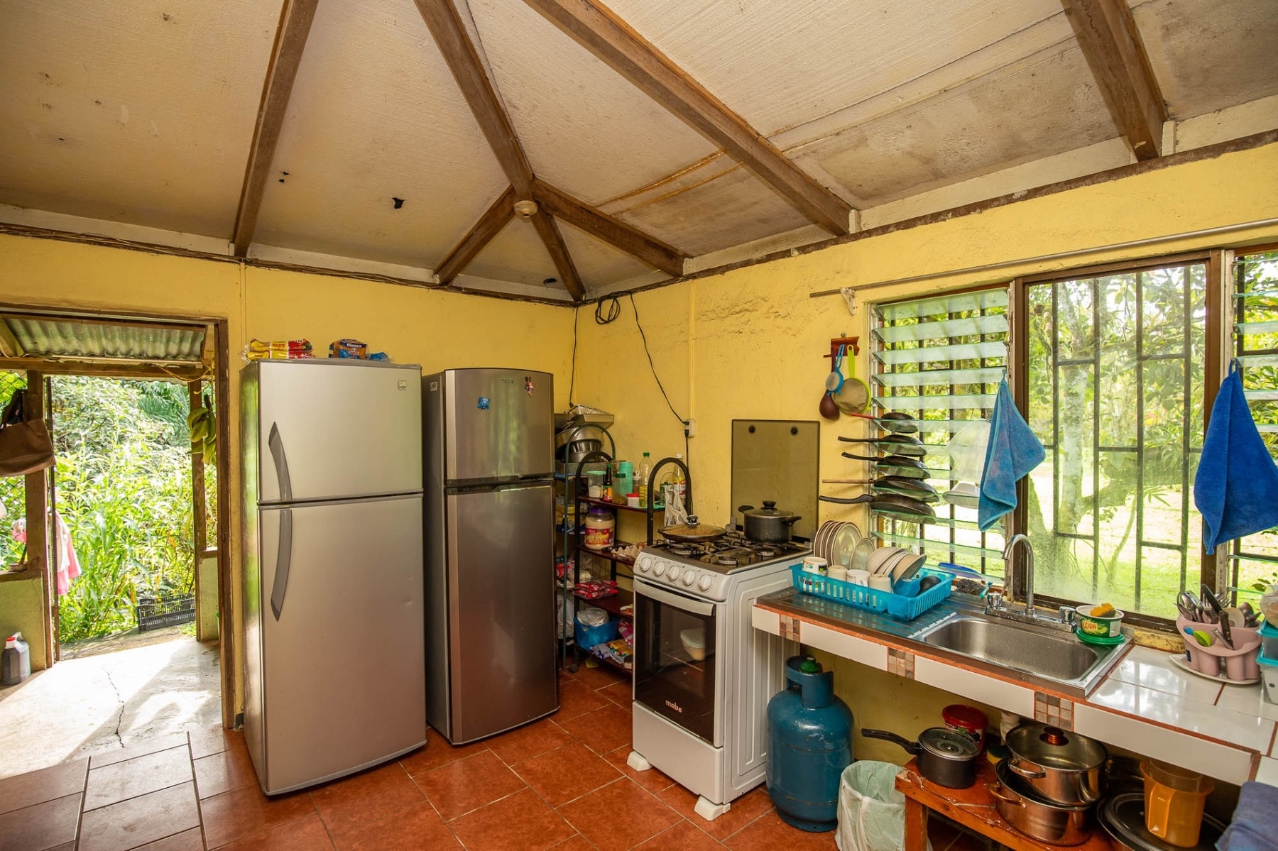 Small Affordable Home In Villa Nueva, Manuel Antonio, Quepos ...