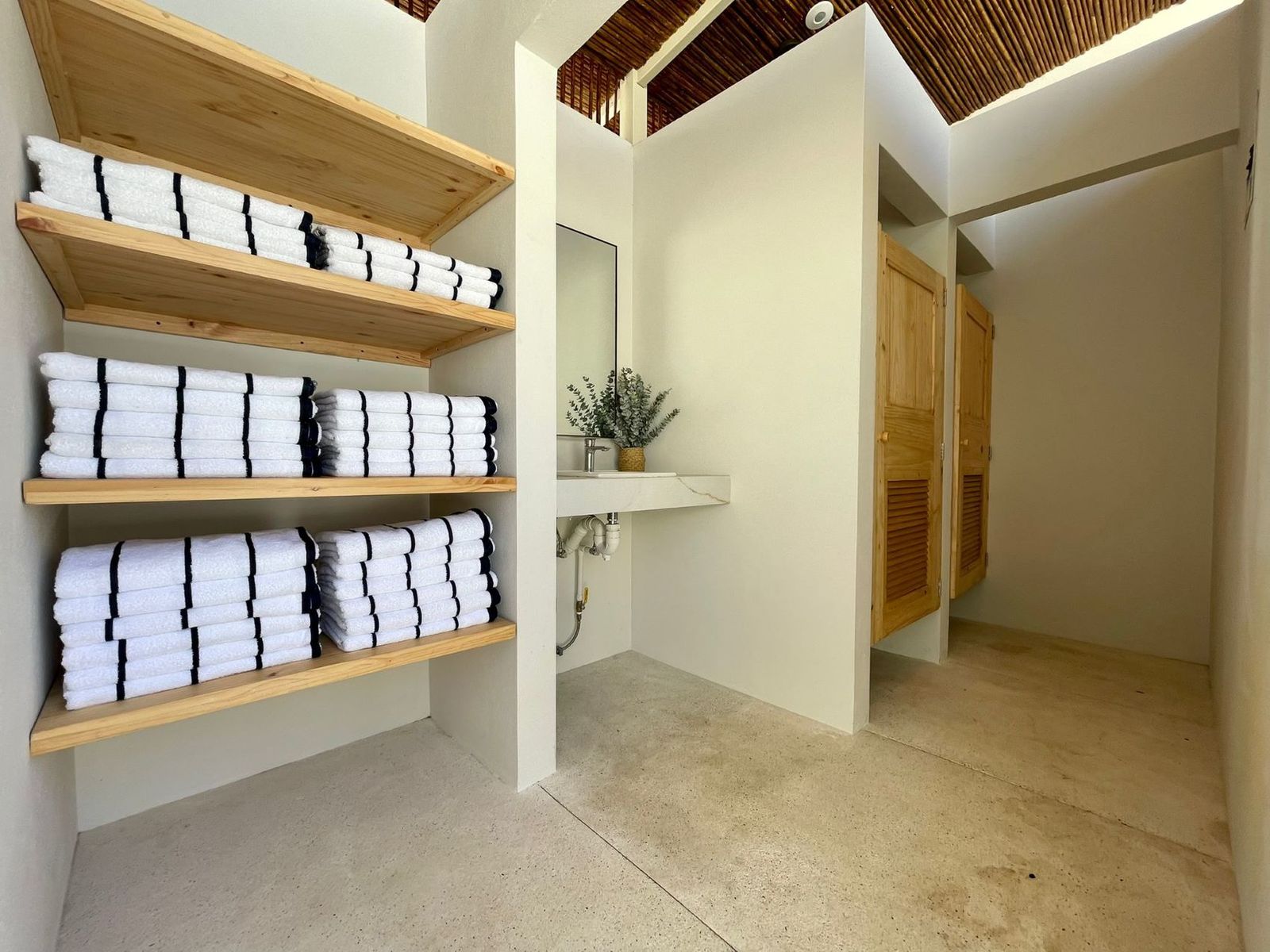 The Ark Suite Hotel With Pool, Jaco, Tarcoles, Garabito, Puntarenas ...